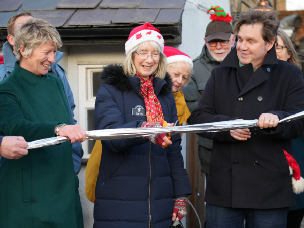 The Ickleton Lion roars again as a community-owned pub - Plunkett UK